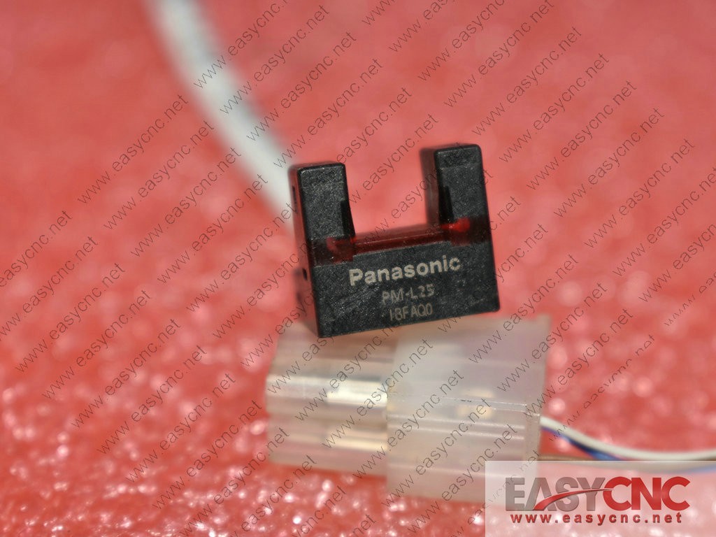 EASYCNC ONLINE SHOPPING PM-L25 PANASONIC SENSOR SLOT Optical Sensor USED