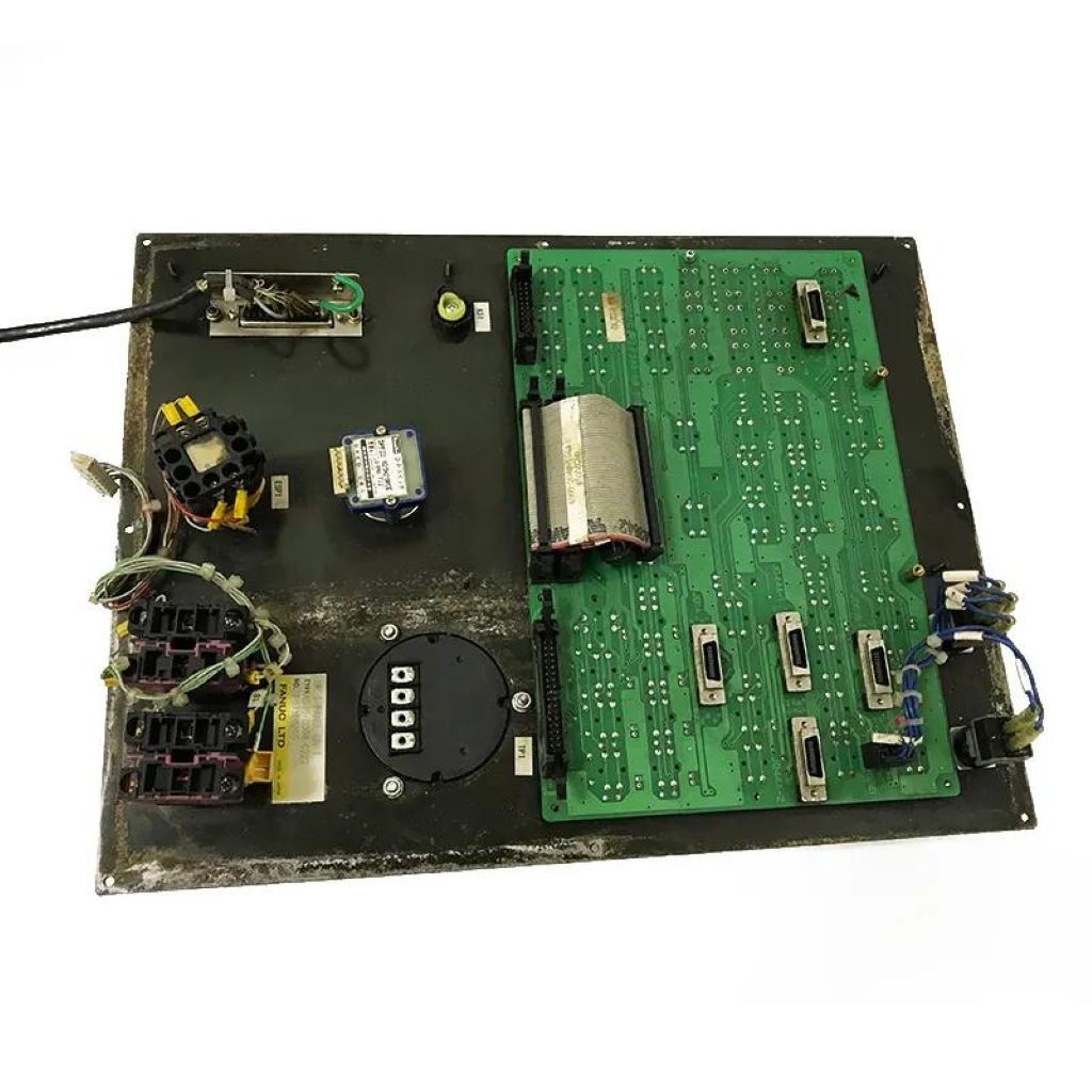 EASYCNC ONLINE SHOPPING A04B-0094-C223 Fanuc OP'S Panel Unit Used