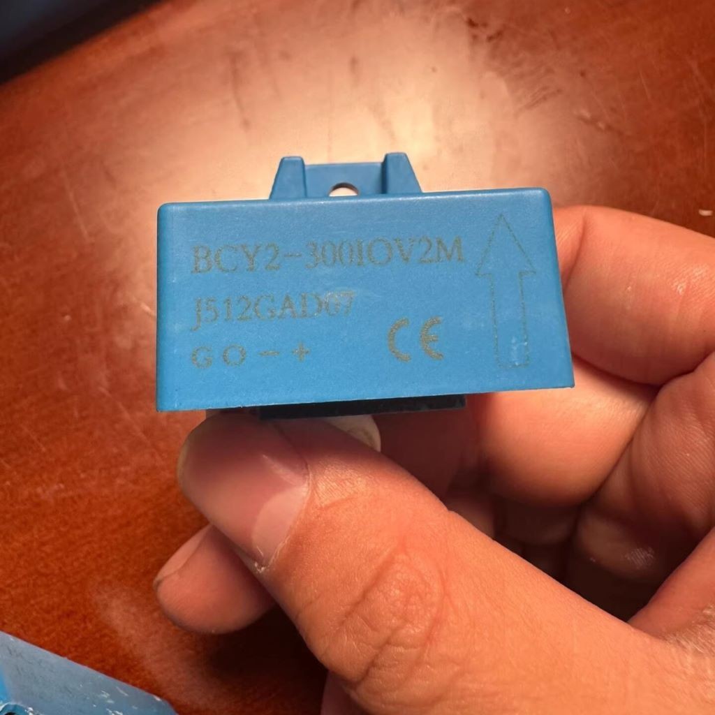 EASYCNC ONLINE SHOPPING BCY2-300IOV2M BYD Current Sensor Used