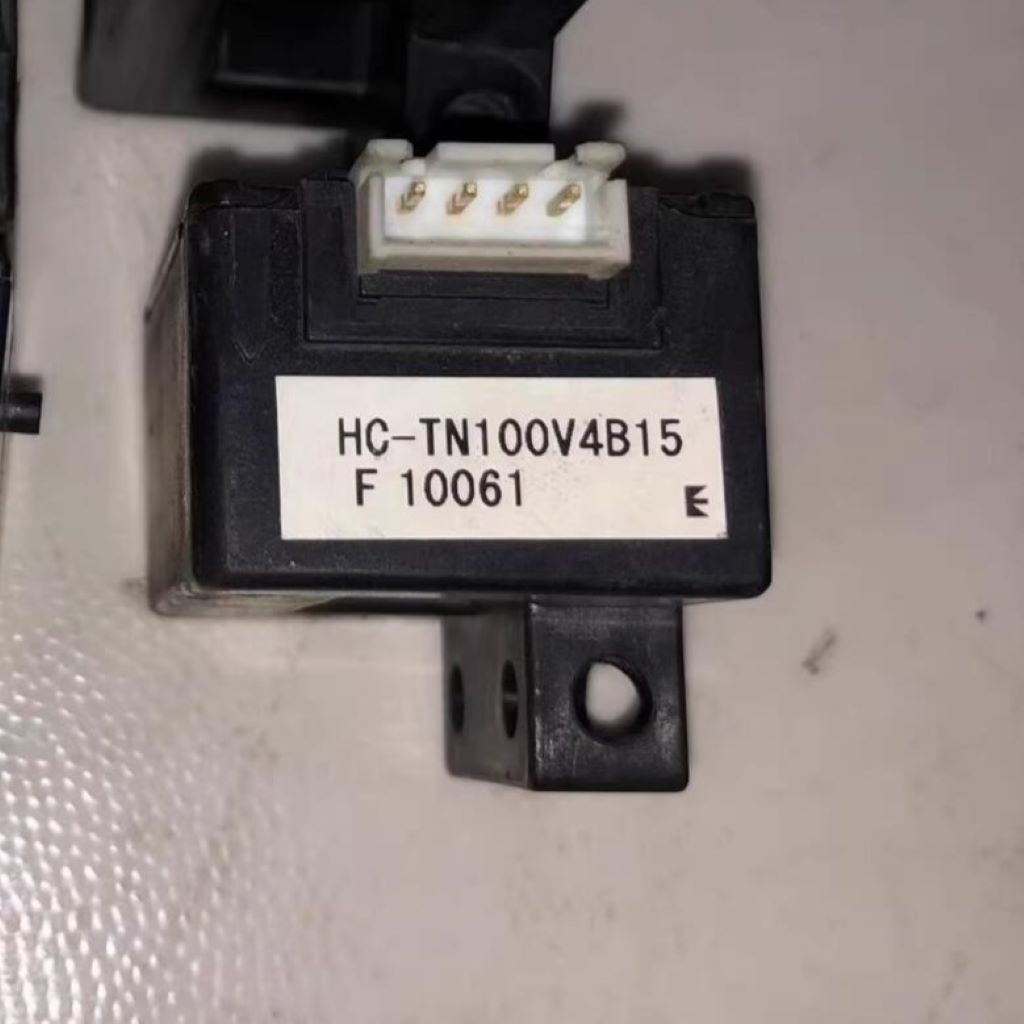 EASYCNC ONLINE SHOPPING HC-TN100V4B15 Yaskawa Current Sensor Used