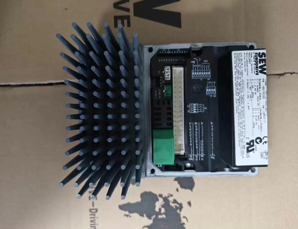 EASYCNC ONLINE SHOPPING MM40D-503-00 18215076/4.0KW SEW EURODRIVE ...