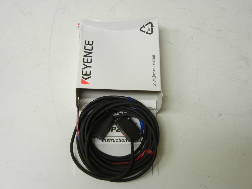 EASYCNC ONLINE SHOPPING PZ-M51 Keyence photoelectric sensor new