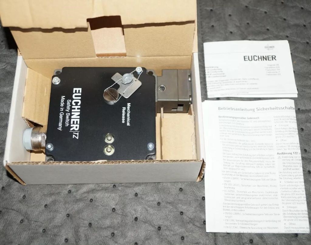 EASYCNC ONLINE SHOPPING TZ2LE024SR6 EUCHNER Safety Switch New