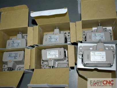 EASYCNC ONLINE SHOPPING VB-2211 Omron Limit Switch New