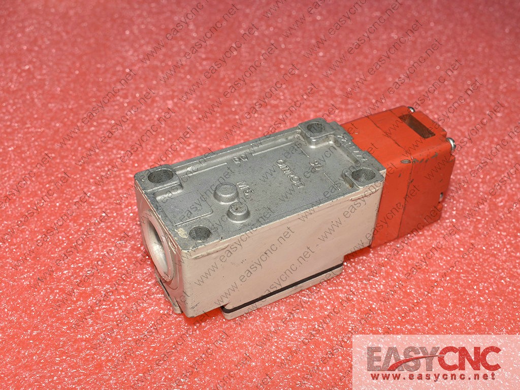 EASYCNC ONLINE SHOPPING D4BS-2AFS OMRON LIMIT SWITCH USED