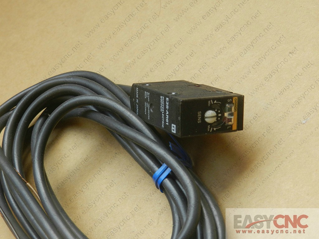 EASYCNC ONLINE SHOPPING E3S-AR61 Omron photoelectric sensor new