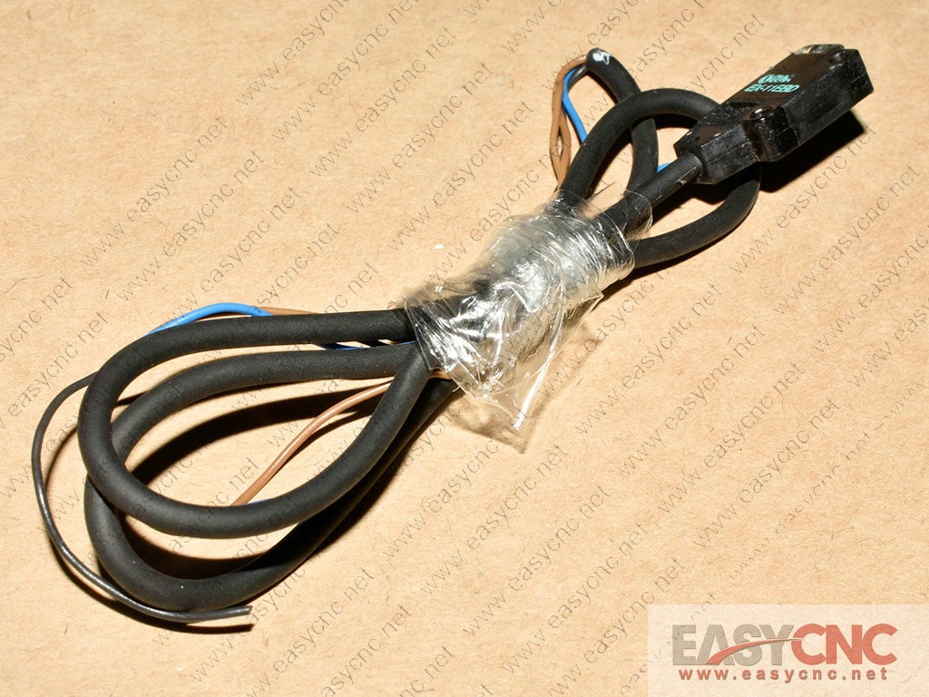 EASYCNC ONLINE SHOPPING EX-11EBD SUNX SENSOR USED